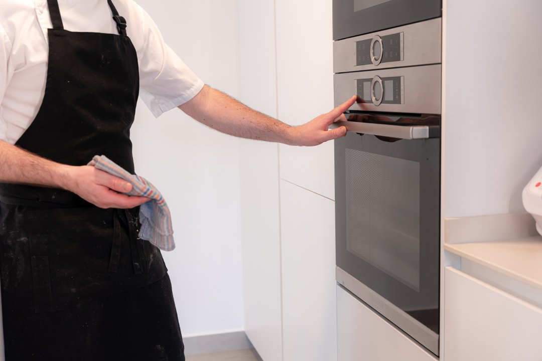 Kitchen Porter Job Description Template - C-Me Jobs